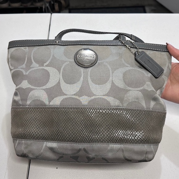 Coach | Bags | Authentic Coach Gray Signature Stripe Canvas Tote ...